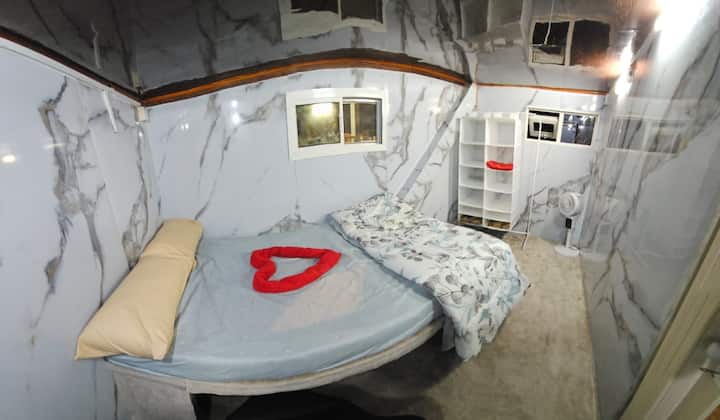 Khasab Musandam Private Over Night Dhow For 24 Hrs - オマーン