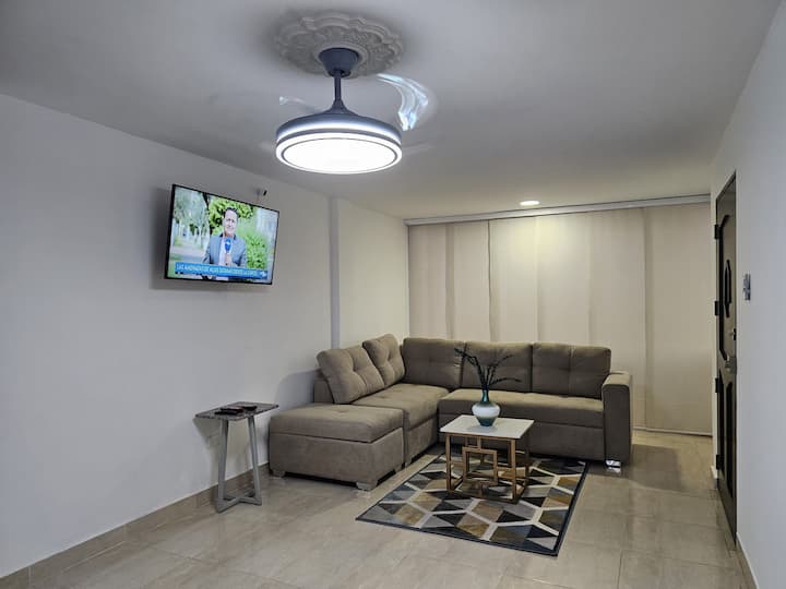 Amplío Apartamento Para Estrenar - Barranquilla