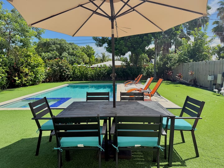 Cozy Oasis W/ Heated Pool * Close To Beach & Town! - Lake Worth, FL