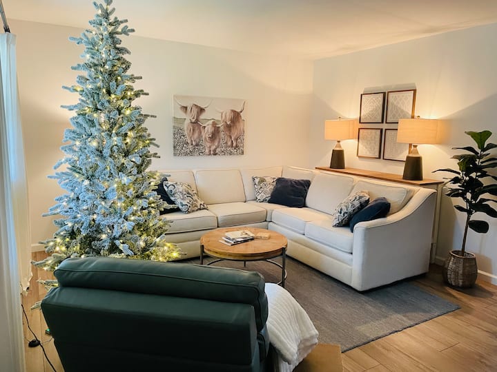 Hidden Hills Hideaway - Williamsport