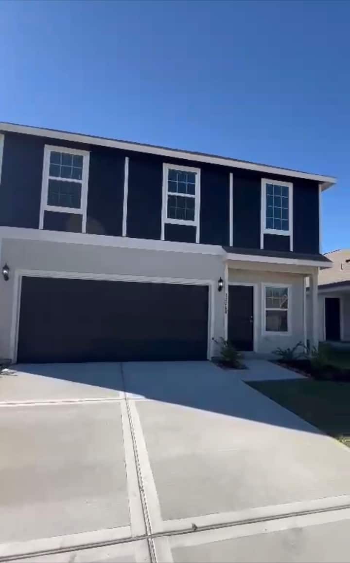 Cozy Home Away From Home - Grand Texas, New Caney