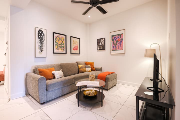 Luxury 3 Br Suite - Montreal