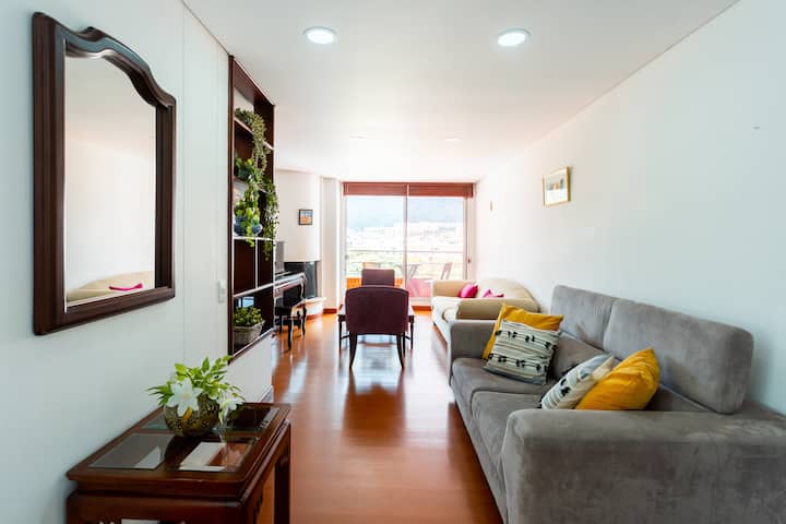 Penthouse With Mountain Views In Cedritos - Bogotá