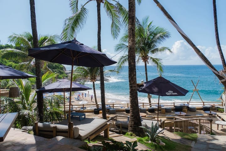 Apt Completo C/ Varanda + Acesso Grátis Beach Club - Rio Vermelho