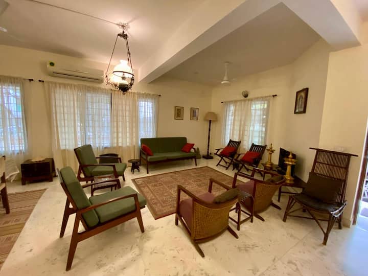 Quaint & Spacious 3-br Flat - Chennai