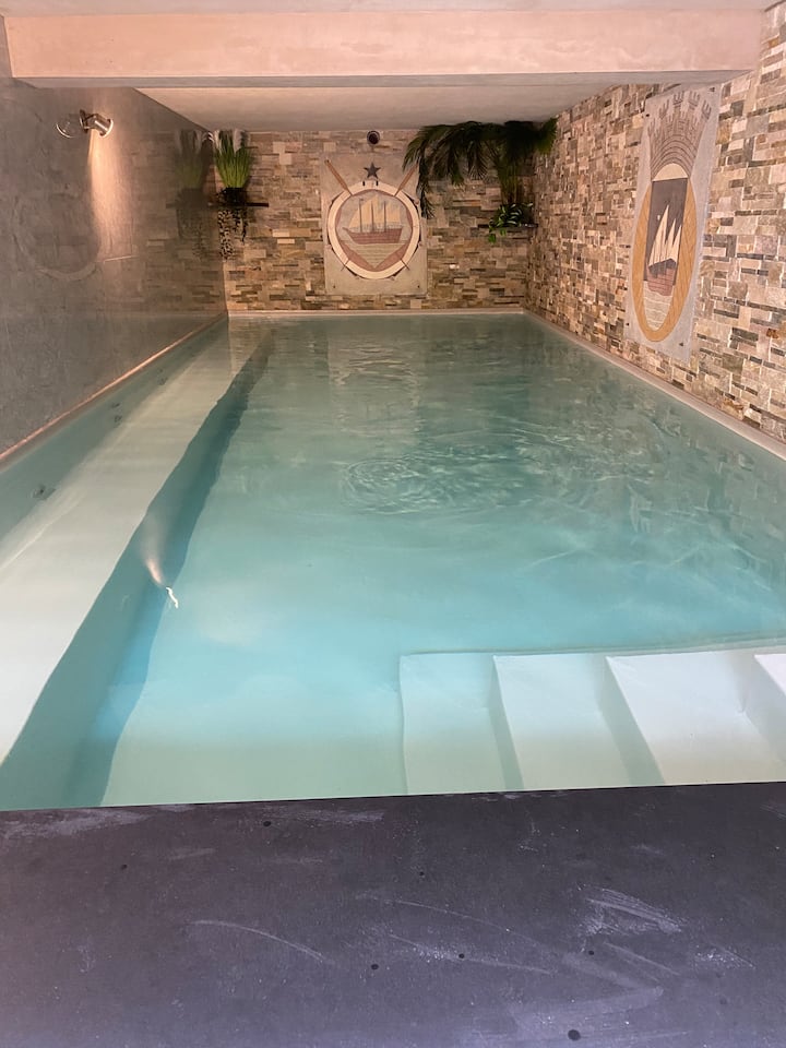 Bidart 
Piscine Intérieur (31°)
Plage à Deux Pas - Biarritz