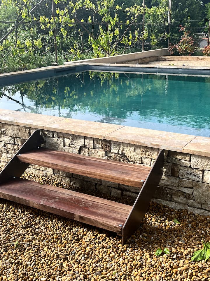 Provence Piscine Et Son Jardin Privé En Campagne - Monteux