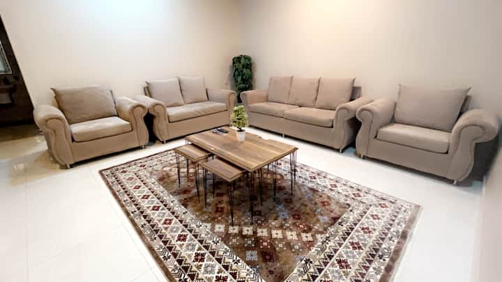 شقة ثلاث غرف مجهزة ومؤثثة - Medina