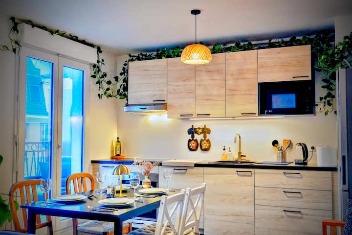 Vue Skyline Paris & Parking Privé | Standing - Le Bourget