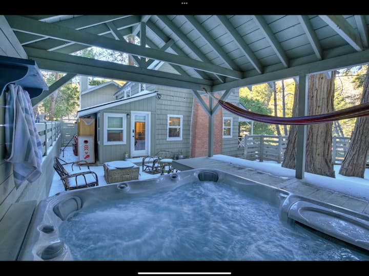 3 Bedroom 3 Bath Dogwood Chalet Lake Arrowhead - Running Springs, CA