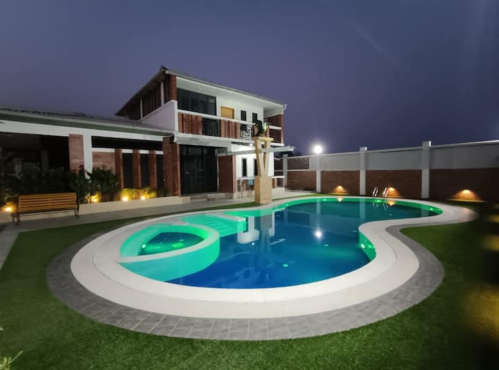 Shwapno Inn A Luxury Villa - Bangladesh