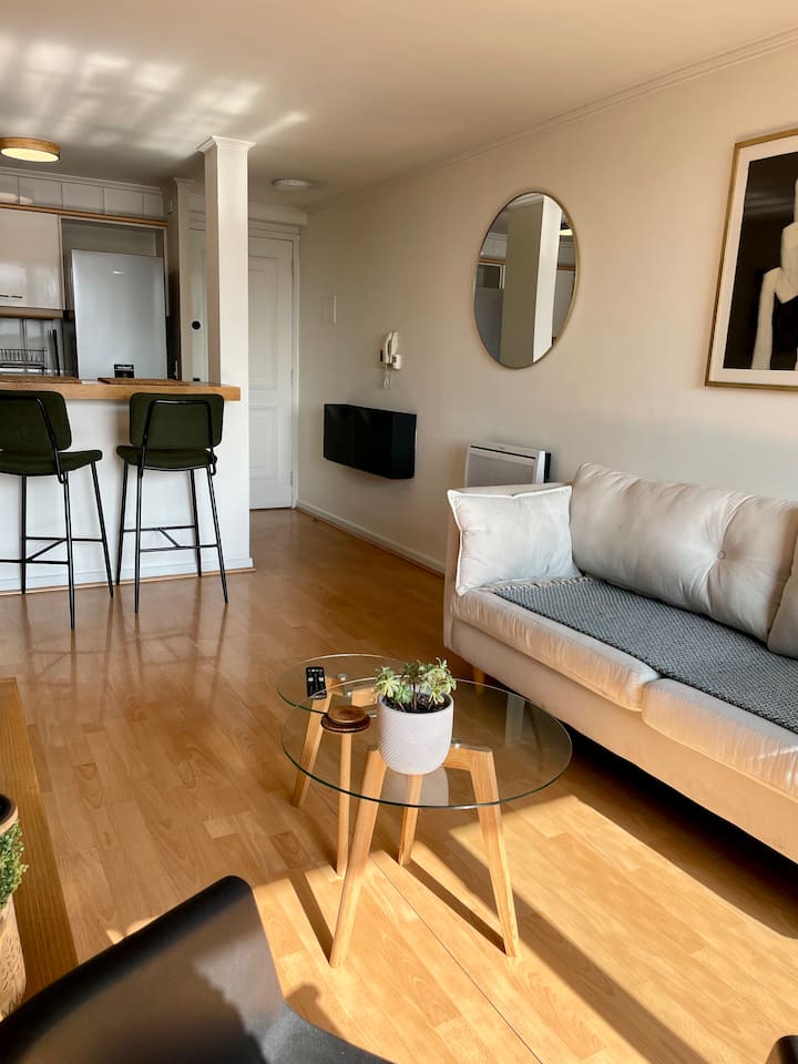 Bello Departamento En El Golf - Las Condes