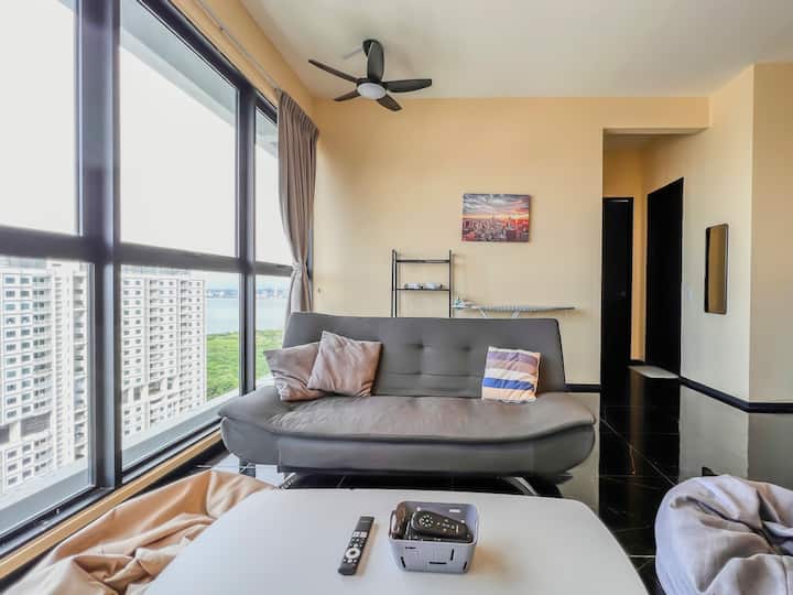 Urban Suite 3a_無敵城市景premium套房「家庭式套房」max 8pax - Penang