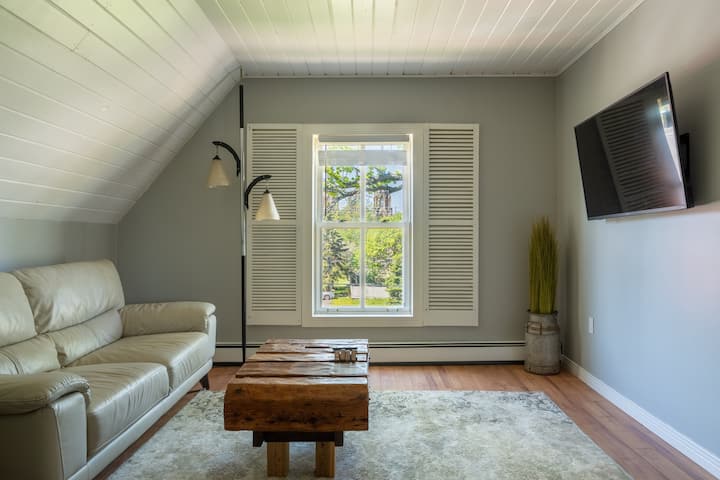The Vintage Loft - Prince Edward Island