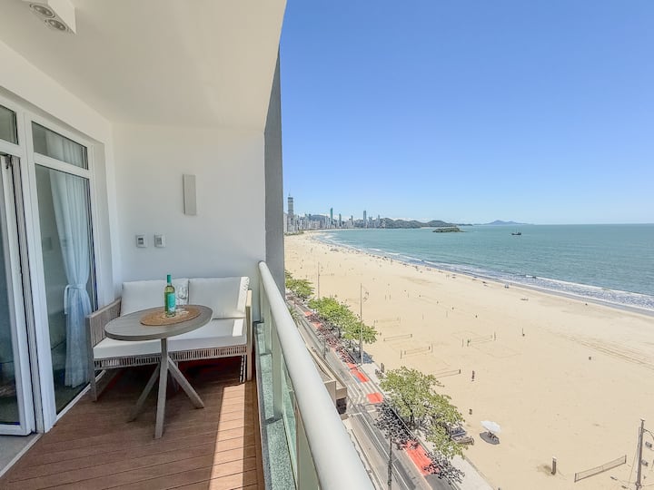 Apto Frente Mar · Sacada Aberta · Vista Para O Mar - Balneario Camboriú