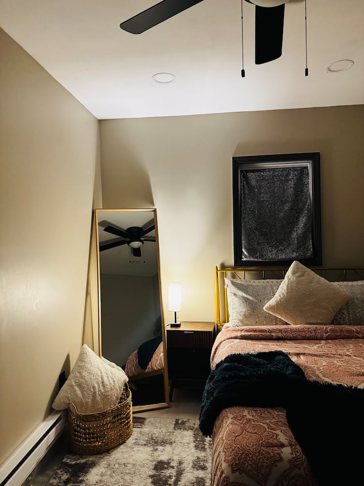 Studio Apartment Perfect For 2 - Park Plaza, Rockville Centre