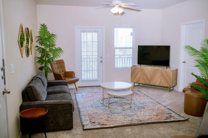3br 2ba Apt Pool And Gym - North Charleston, SC
