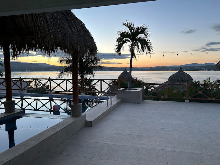 Casa Roca Tequesquitengo - Tequesquitengo