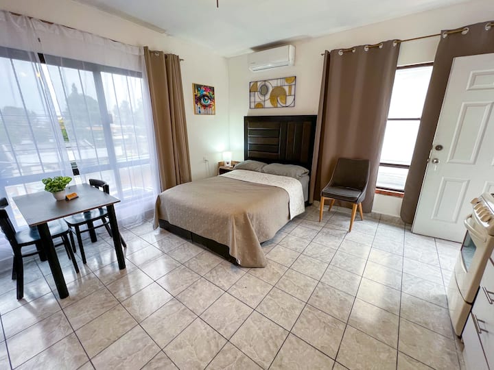 Cumbres #7 - Mini-loft Frente A Cumbres - Saltillo