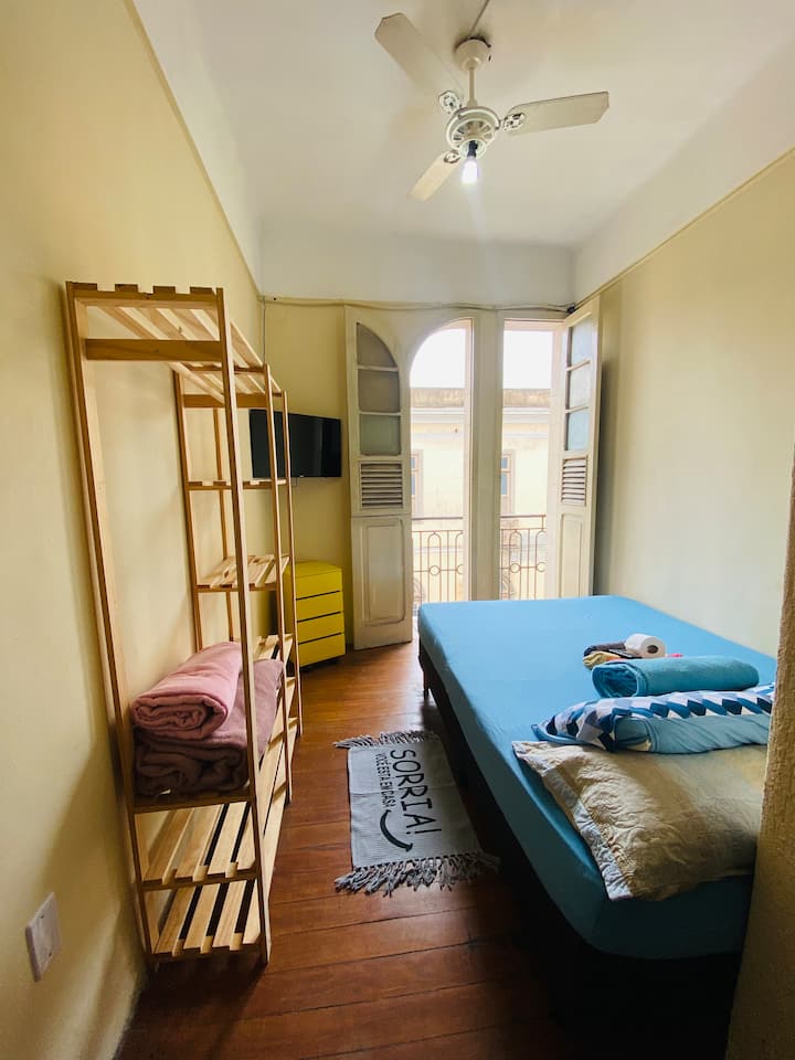 Pequena/simples Suíte Individual 305 - Rio de Janeiro