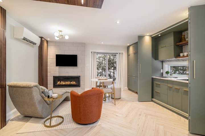 New Private Studio Guest Home - Ottawa