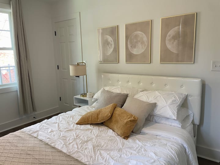 The Grotto - Private Room 2 Minutes From Downtown - Raleigh, NC