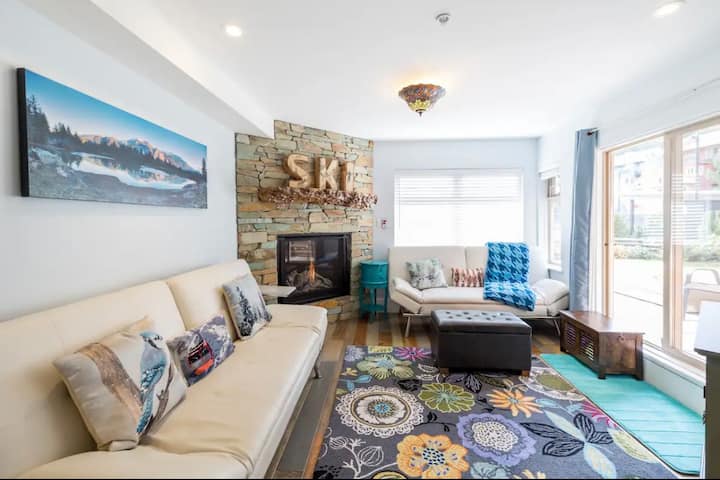 Whistler Creekside Gondola, Pool/patio Bbq & Lakes - Whistler