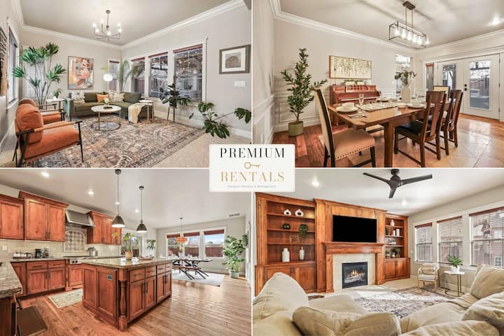 Large Modern 5 Bedroom Custom Home - Meridian, ID