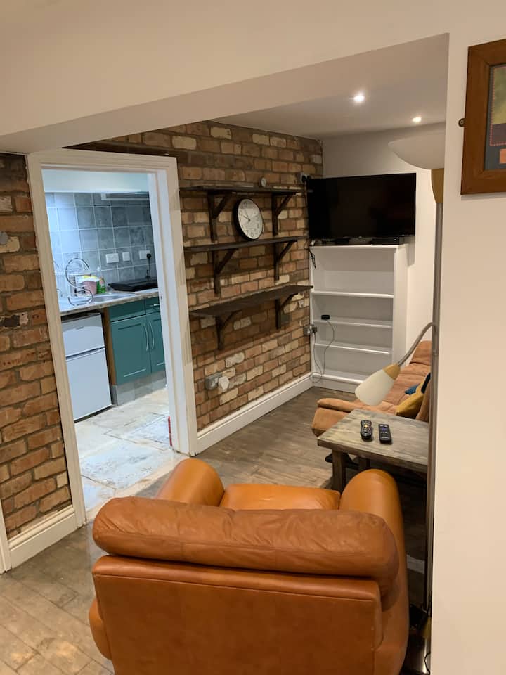 5.perfect For Longer Term Stay In Cheltenham. - Gloucestershire