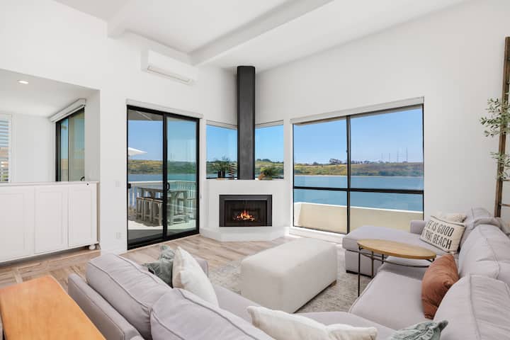 Corner Penthouse With Water View In Every Room - Carlsbad