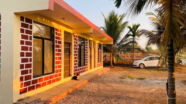 Aarohi Holiday Home - Harihareshwar