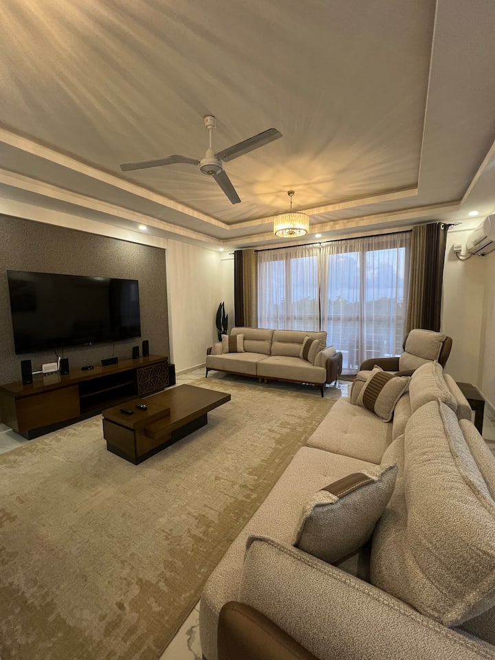 Luxurious 2 Br With Ocean View - 몸바사