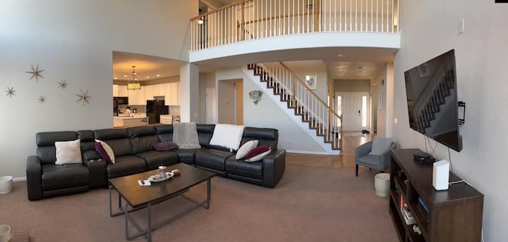 Spacious Family Home Centennial - Parker, CO