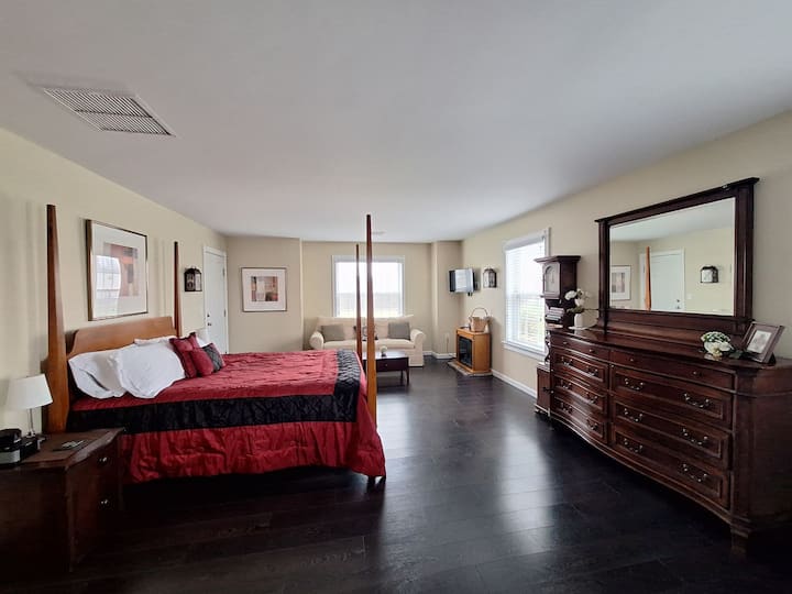 The Signature Suite Bed And Breakfast - Lititz, PA