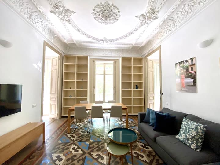 Central Barcelona | 3br | Pool | A/c - Barcelona