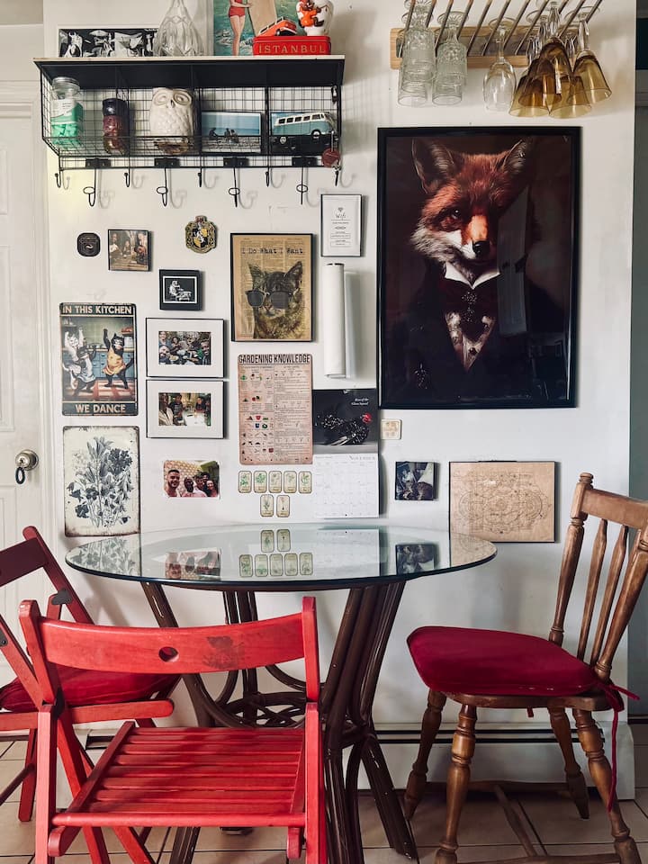 Federal Hill/ West End Charmer :) - Rhode Island