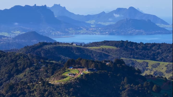 Tōtaravárre: Escape To Our Cozy, Off-grid Cabin - Northland
