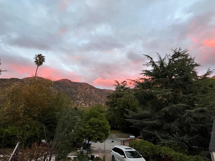 Private Suite In Altadena - Pasadena, CA