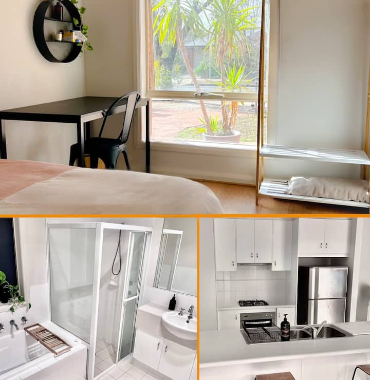 Private Bdrm•ensuite•modern Home•full Amenities - Rostrevor