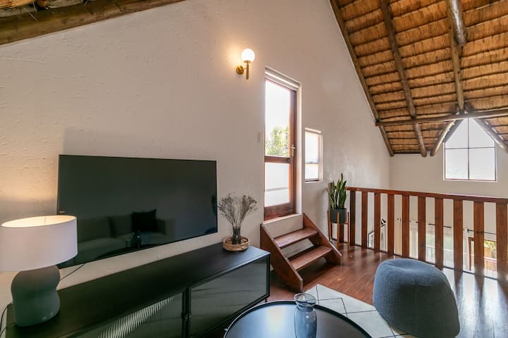 Gorgeous 2-bed With Pools And Back-up Power - Südafrika