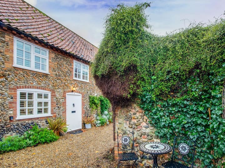 2 Bed In Holt (Oc-ncc14) - Holt