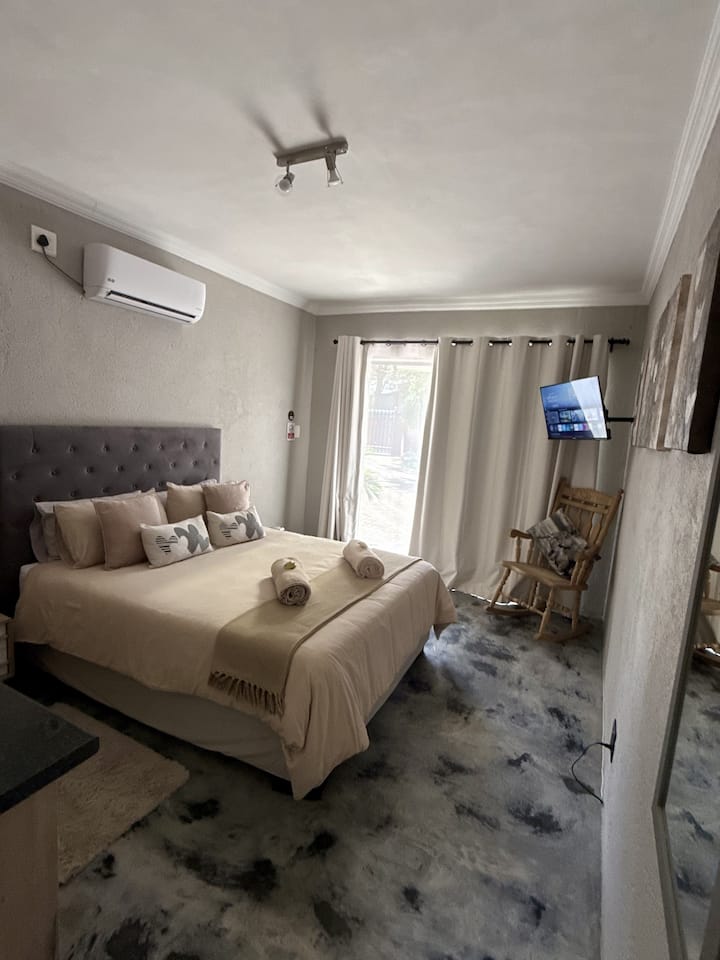 Casa De Paiva Room 2 - Hoedspruit