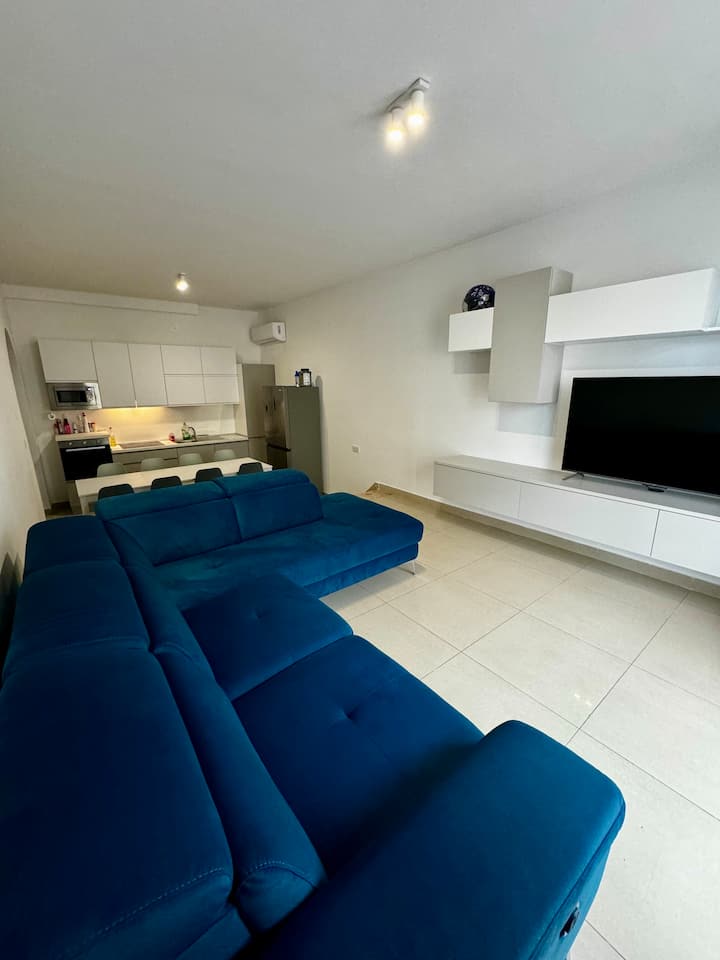 4 Bedroom Apartment Next To Pacaville - Malta