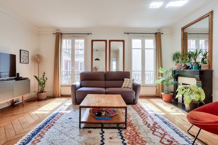 Superbe Deux Pièces Au Pied Du Canal Saint Martin - Gare du Nord - Paris