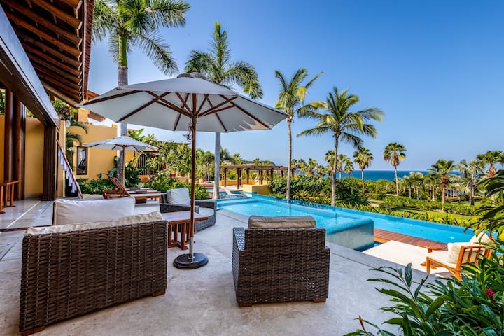 Exquisite 7-bedroom Villa For 18 Guests In Kupuri - Punta Mita