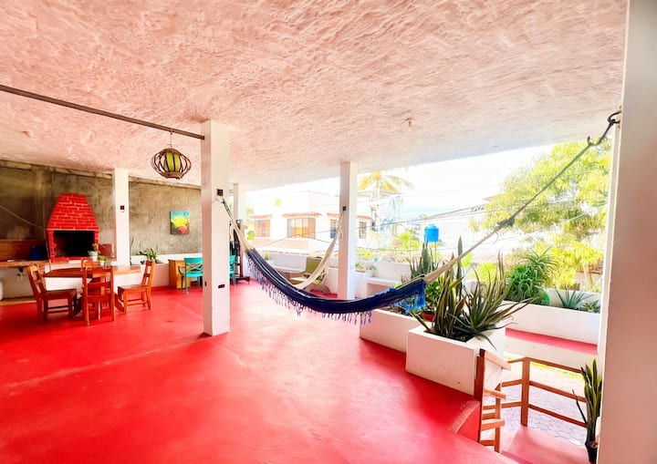 Departamento Patas Rojas - Galápagos Islands