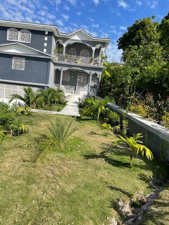 Private Entire Home Peaceful Luxury Villa - Haiti