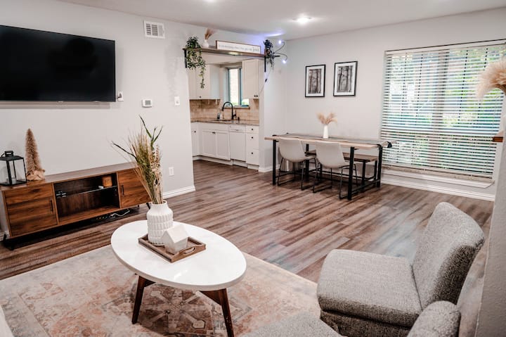 Dallas Condo - Dallas