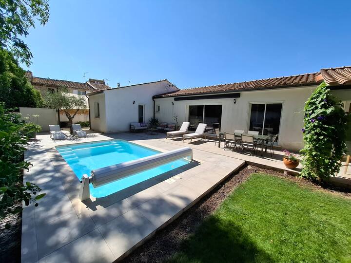 La Villa Sous Les Pins - Saint-Laurent-d'Aigouze
