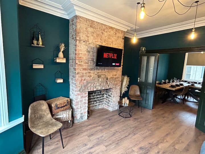 Luxurious Bridlington Villa Sleeps 13 - Bridlington